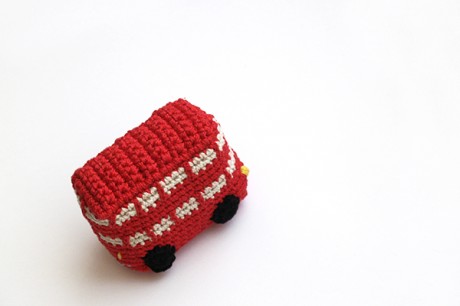 Crochet London bus and telephone box – SILAYAYA